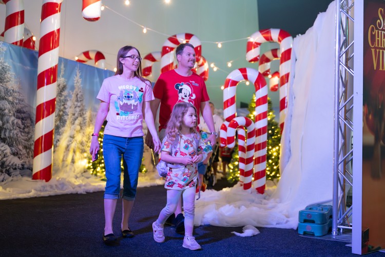 Santa’s Christmas Village – Perth’s Ultimate Indoor Christmas Event ...